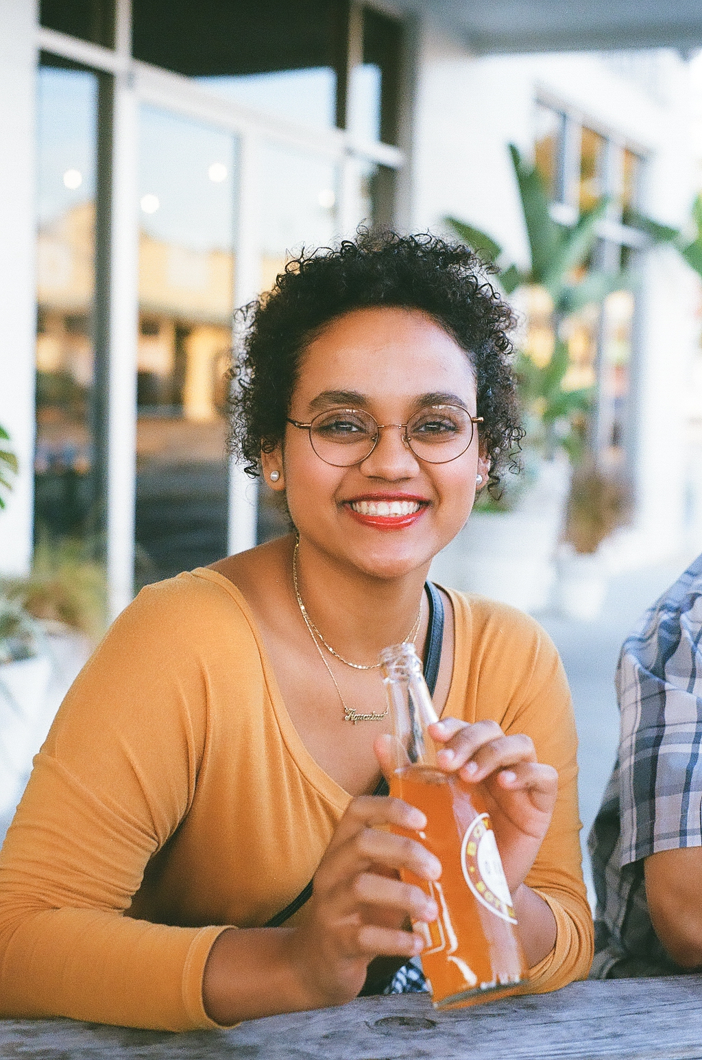 English major Jada Reyes wins 2020 Outstanding Student Support Award ...