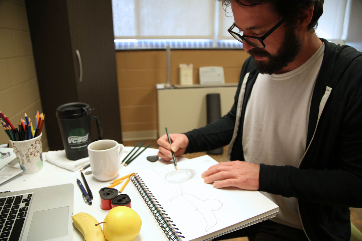 UCF SVAD professor Kevin Haran is helping Veterans heal through art ...