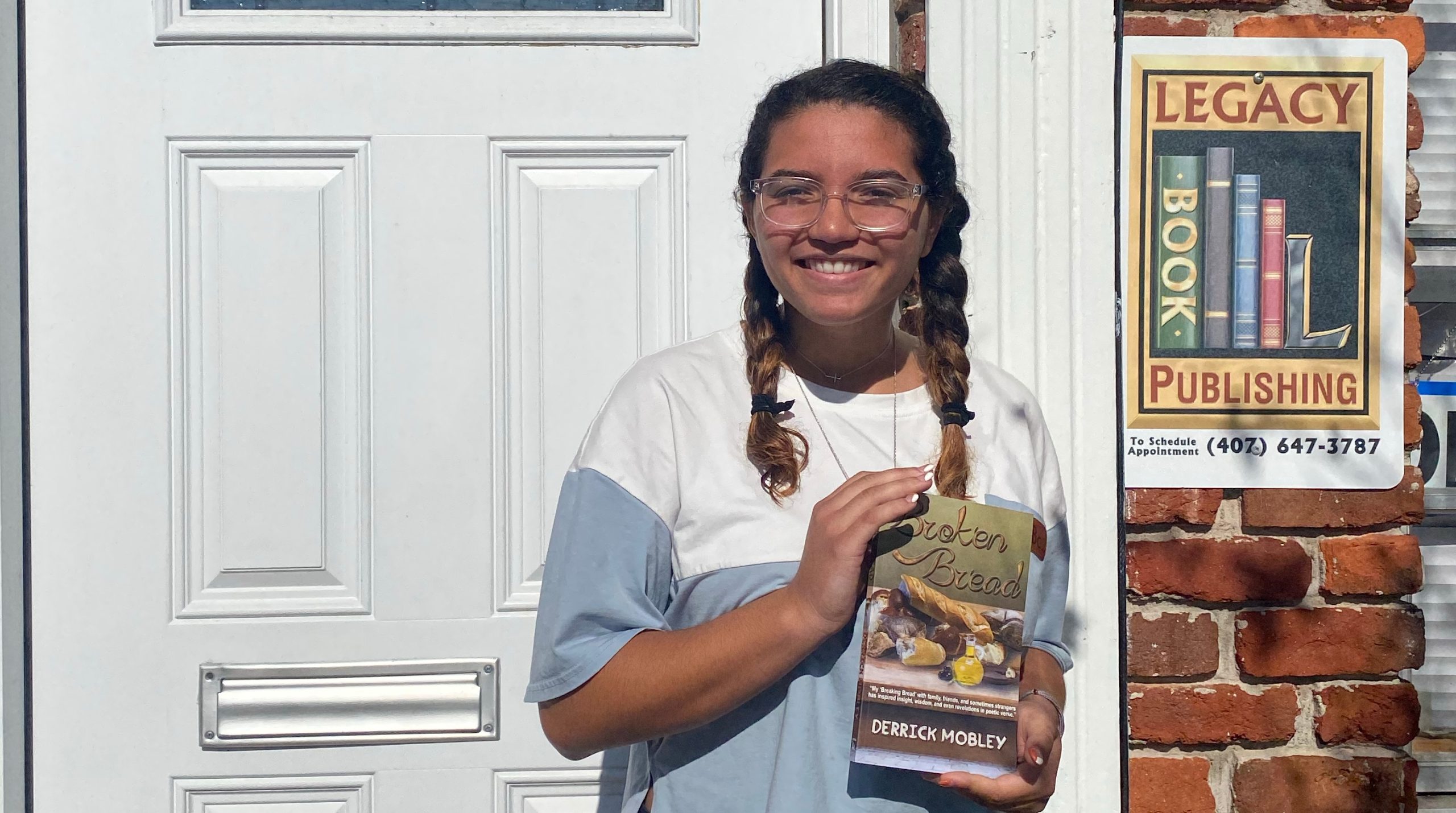 3 English Students Reflect on Their Internship Experiences - CAH News